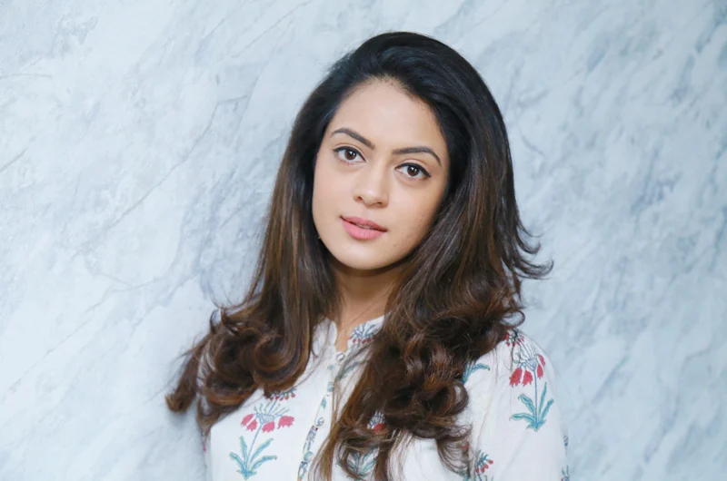 Anya Singh Biography, Age, Relationship, Family, Career, Net Worth