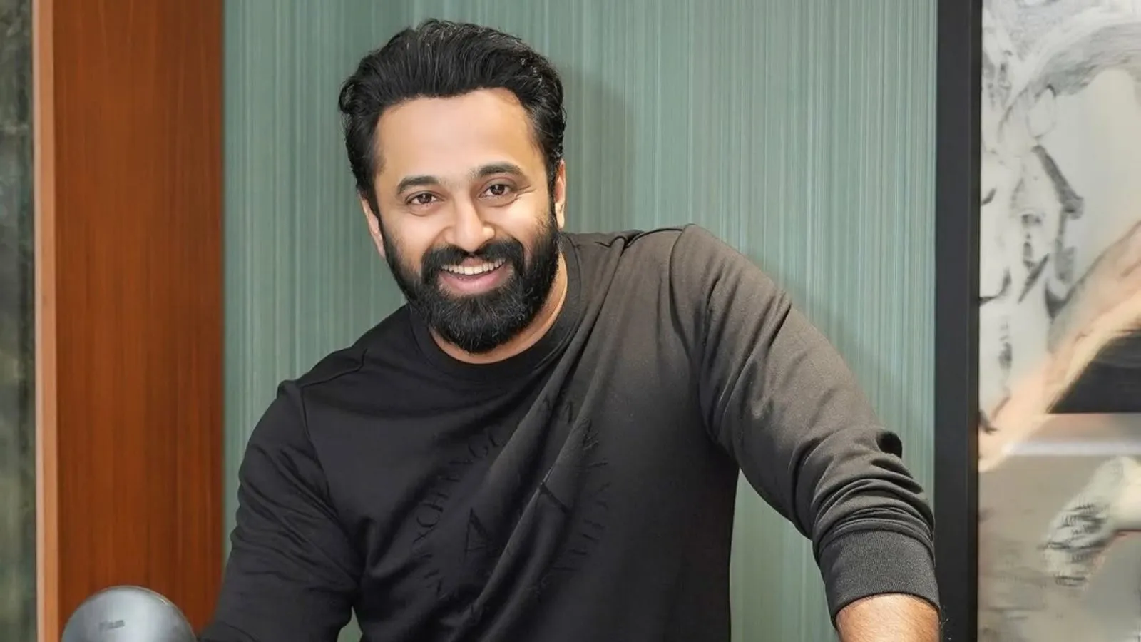 Unni Mukundan Biography, Age, Relationship, Family, Career, Net Worth