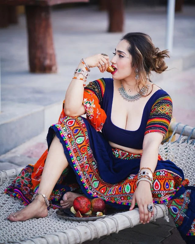 Aditi Mistry Biography, Age, Height, Boyfriend, Family, Career, Net Worth