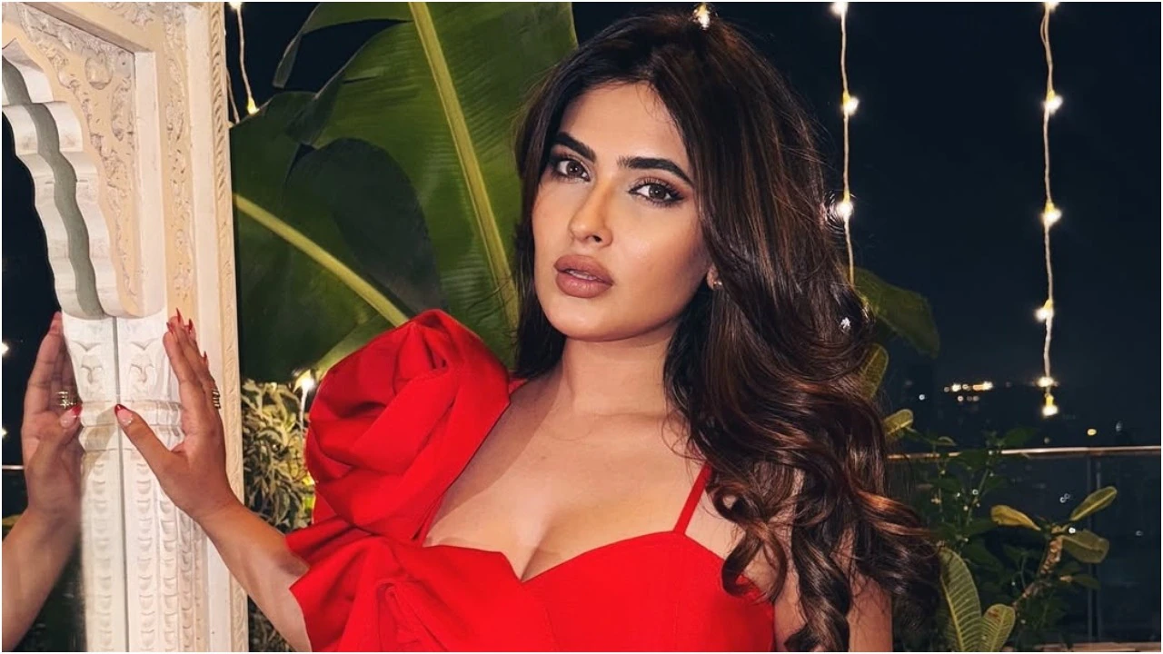Karishma Sharma Biography, Age, Relationship, Family, Career, Net Worth