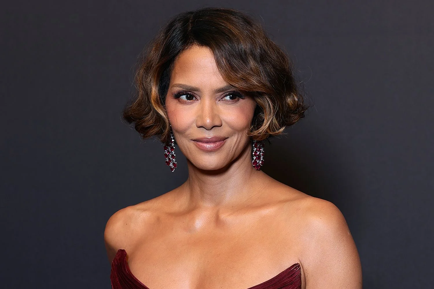 Halle Berry Biography, Age, Relationship, Family, Career, Net Worth