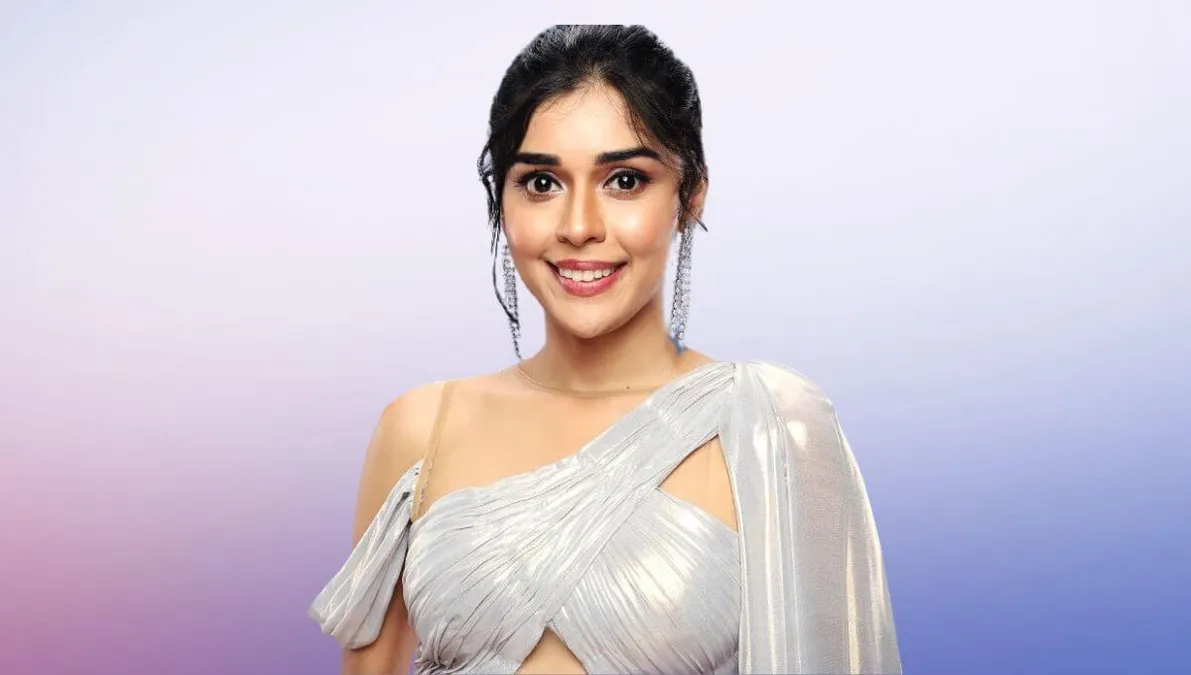 Eisha Singh Biography, Age, Boyfriend, Family, Career, Net Worth