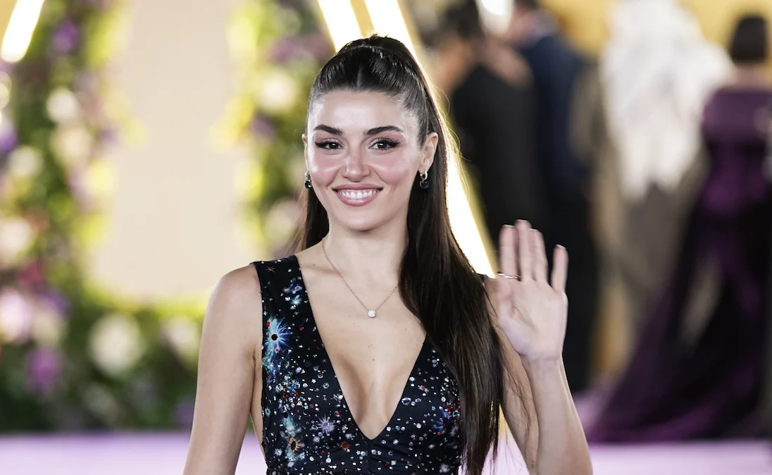 Hande Erçel Biography, Age, Height, Family, Career, Net Worth